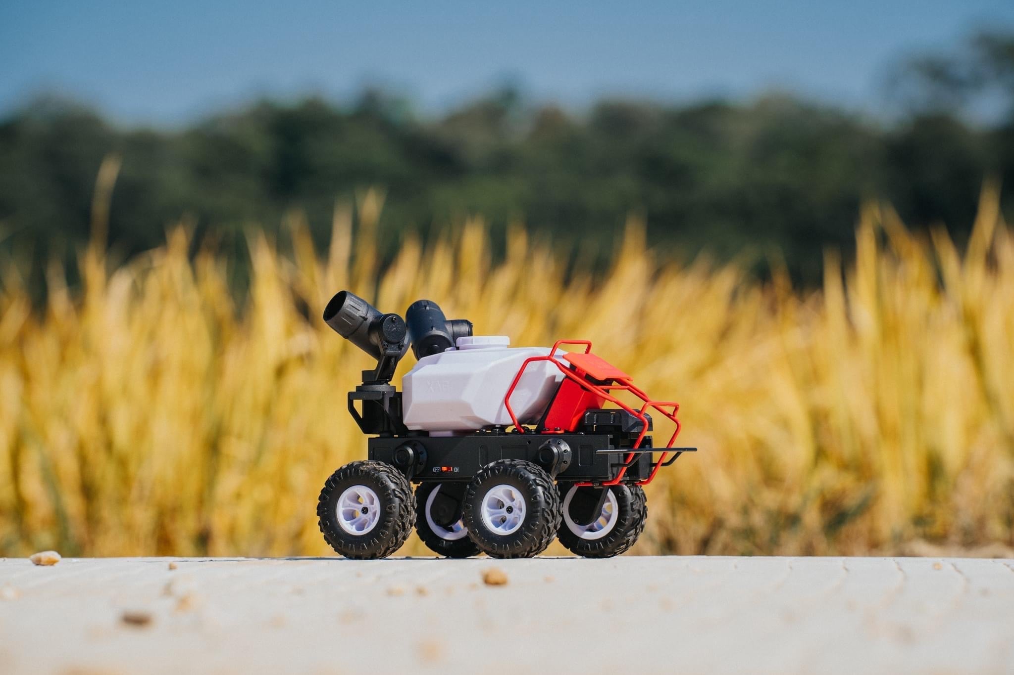 XAG UGV R150 Model Toy – Pegasus Robotics Inc.